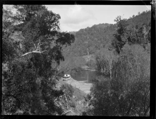 launch on Mokau River ca 1930 – envirohistory NZ