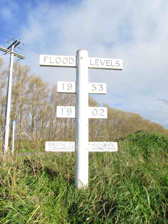 Opiki toll bridge: graceful relic of a thriving flax industry ...